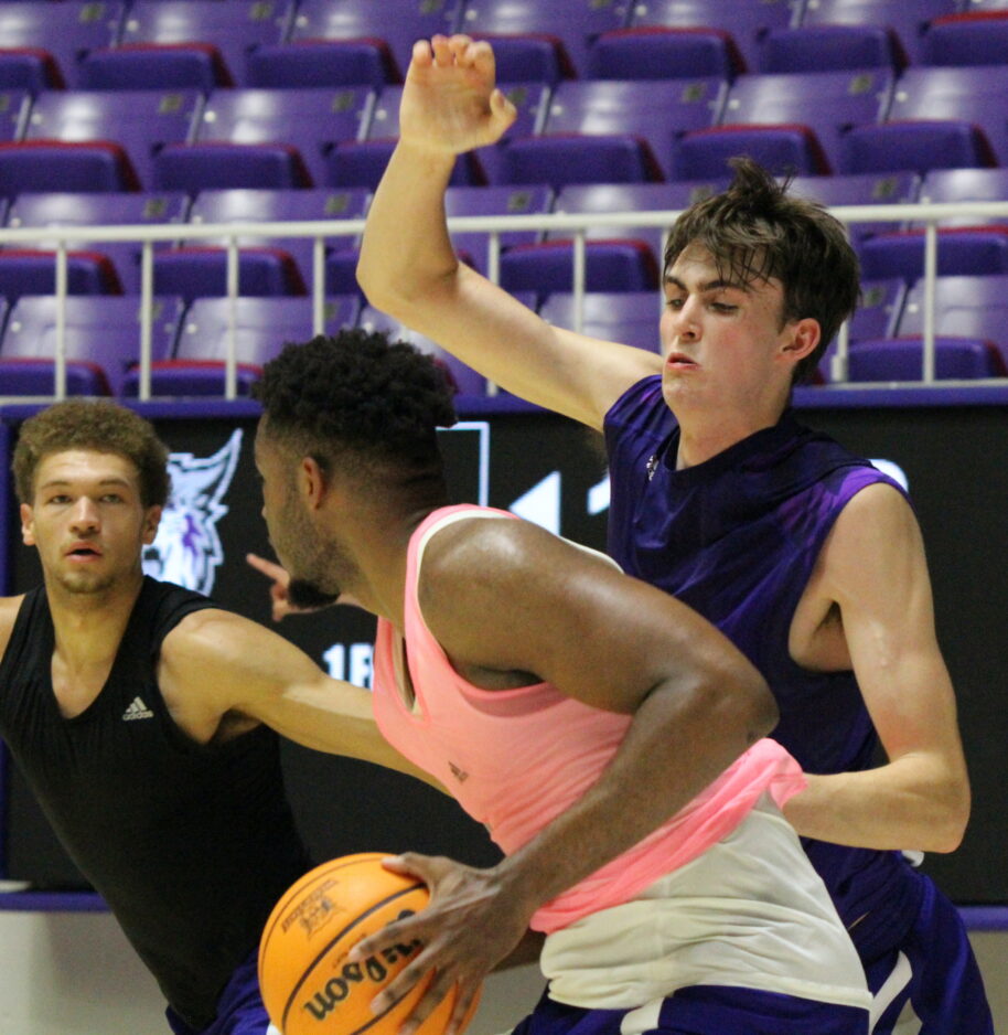 Weber State basketball: Men (nearly) complete schedule with Arizona Tip ...